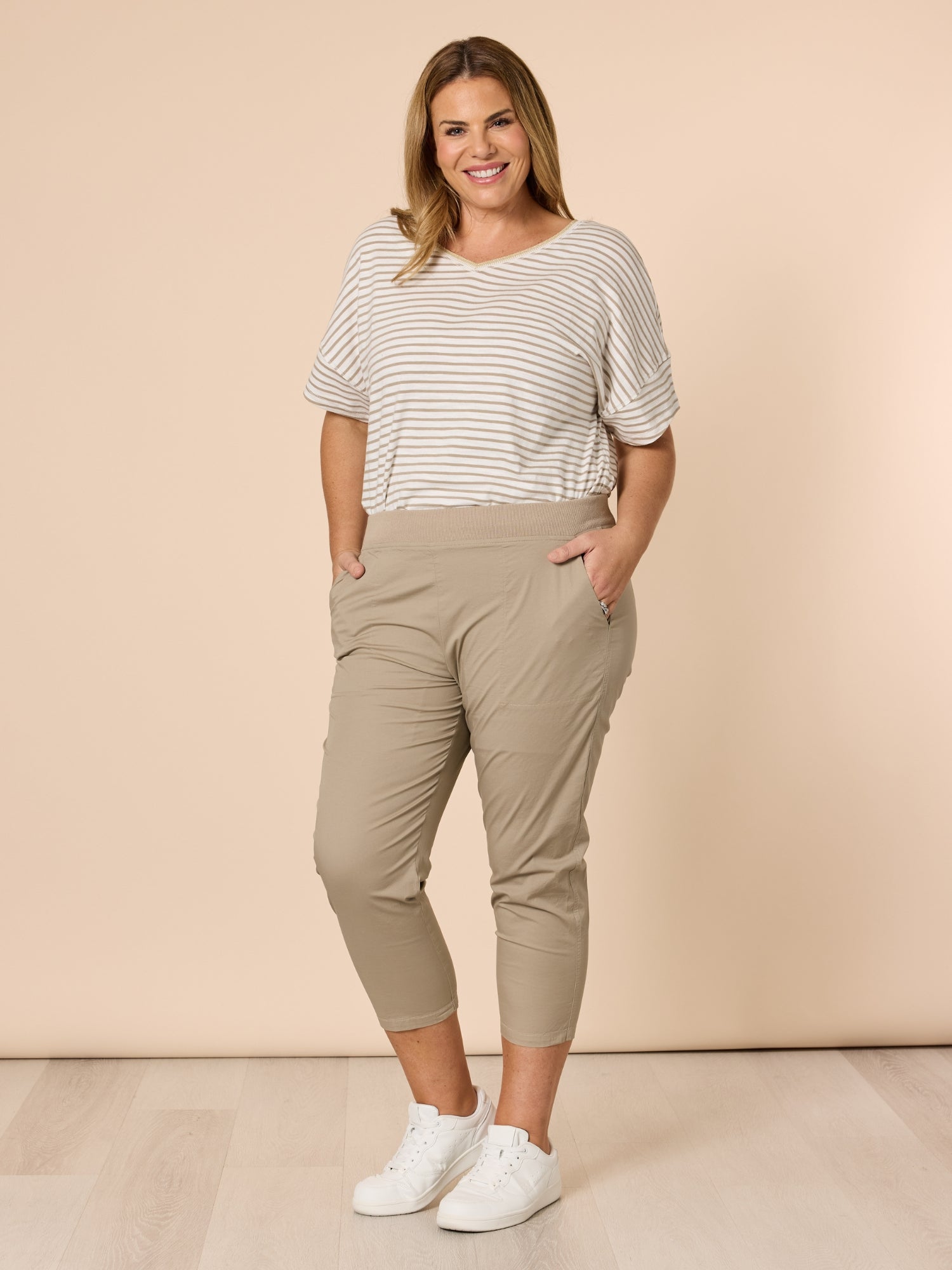 Santorini Cotton Capri Pant - Natural – RC & Co